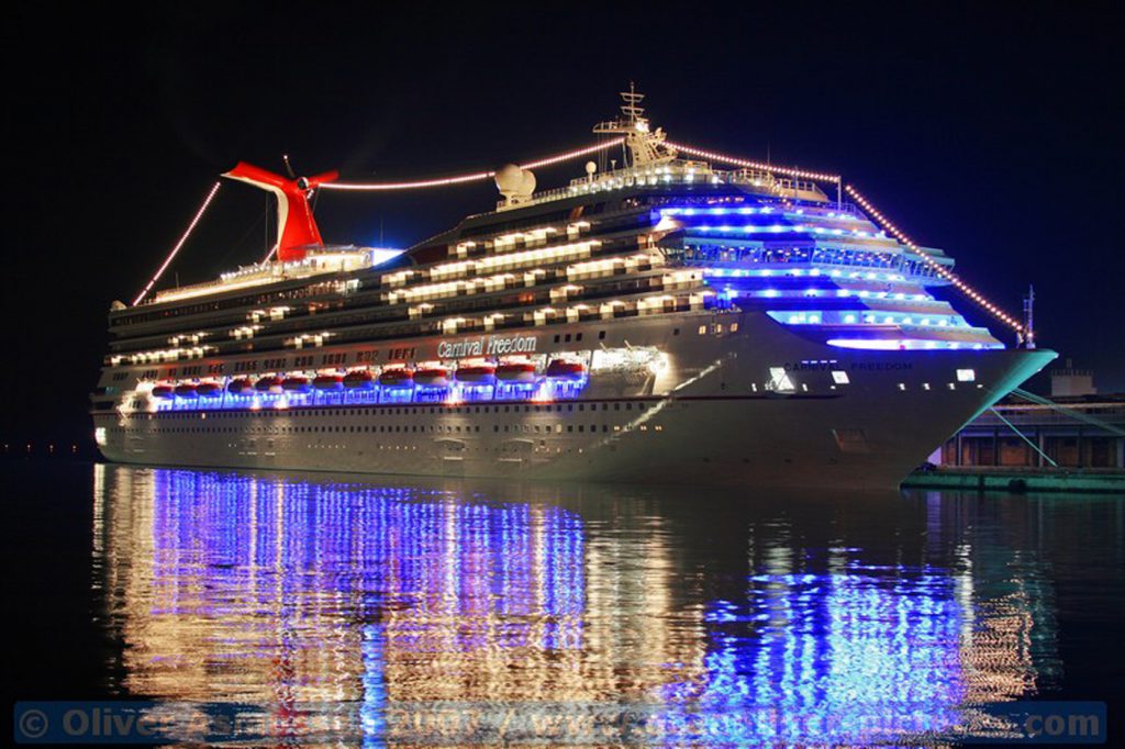 carnival_freedom_04-03-2007_venedig_2 | Low energy decorative festoon ...